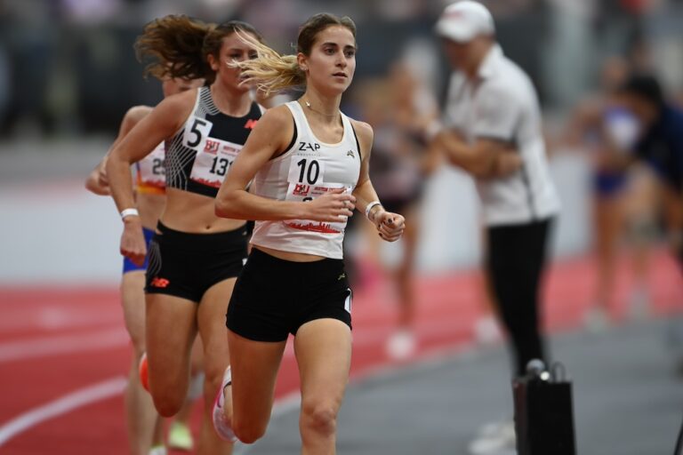 Fast Women - Women's competitive distance running